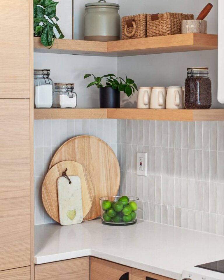 15+ Floating Shelf Ideas That Bring Cozy Vibes and Seriously Smart ...